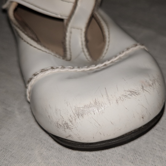 Gerry Weber | Shoes | Vintage Girl Child 7s White Patent Leather Shoes ...